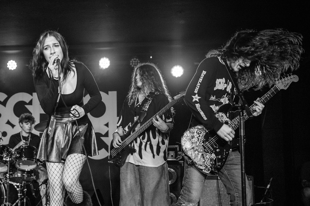 Show Team Gig: Sunday Funday at The Harmony Cafe