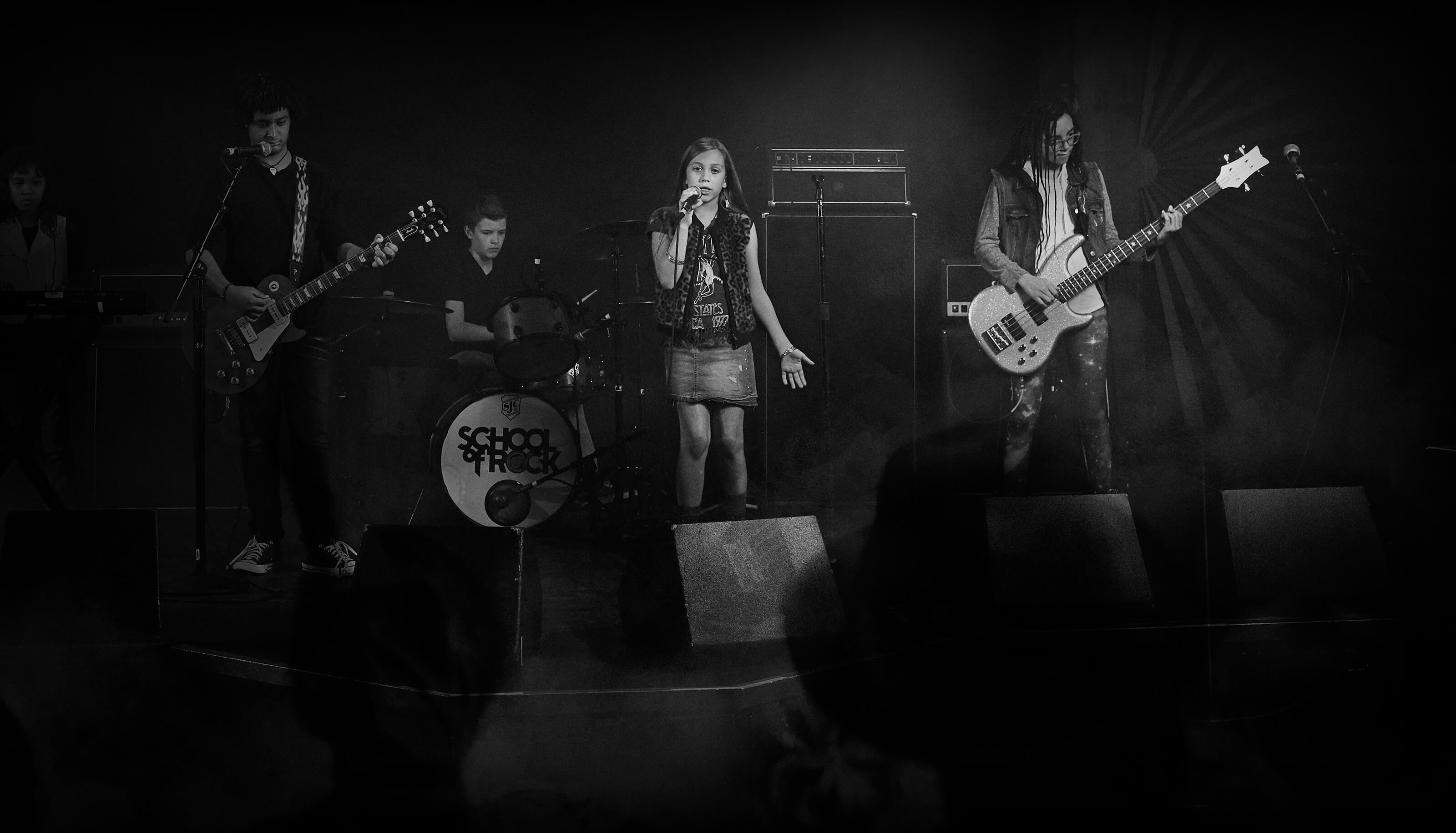 Rock 101 Music Program (Ages 8-13) | School of Rock