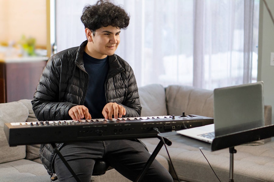 Keyboard & Piano Lessons | School of Rock