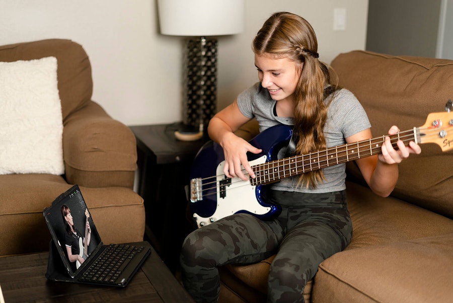 Bass Guitar Lessons | School of Rock