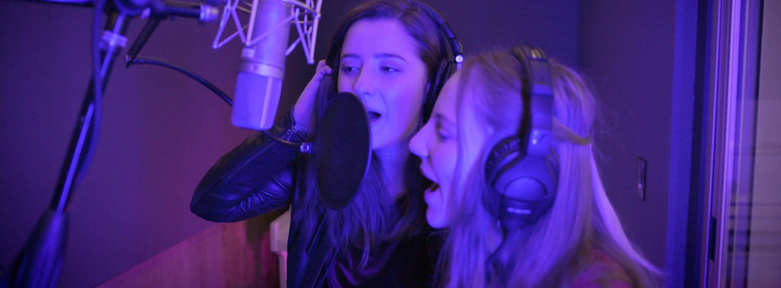 Singing Lessons for All Ages | School of Rock