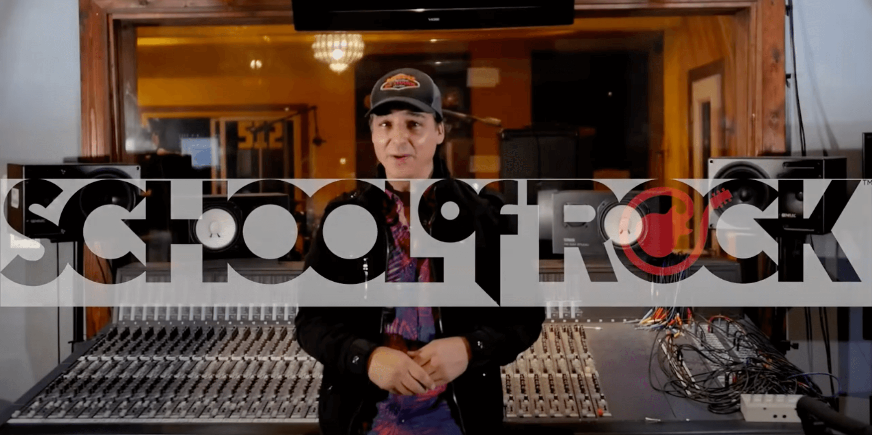 School Of Rock shoutout on CW Austin show 512 STUDIOS LIVE!